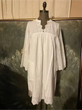 Boden | Dresses | Boden Erin Cotton Broderie Dress | Poshmark